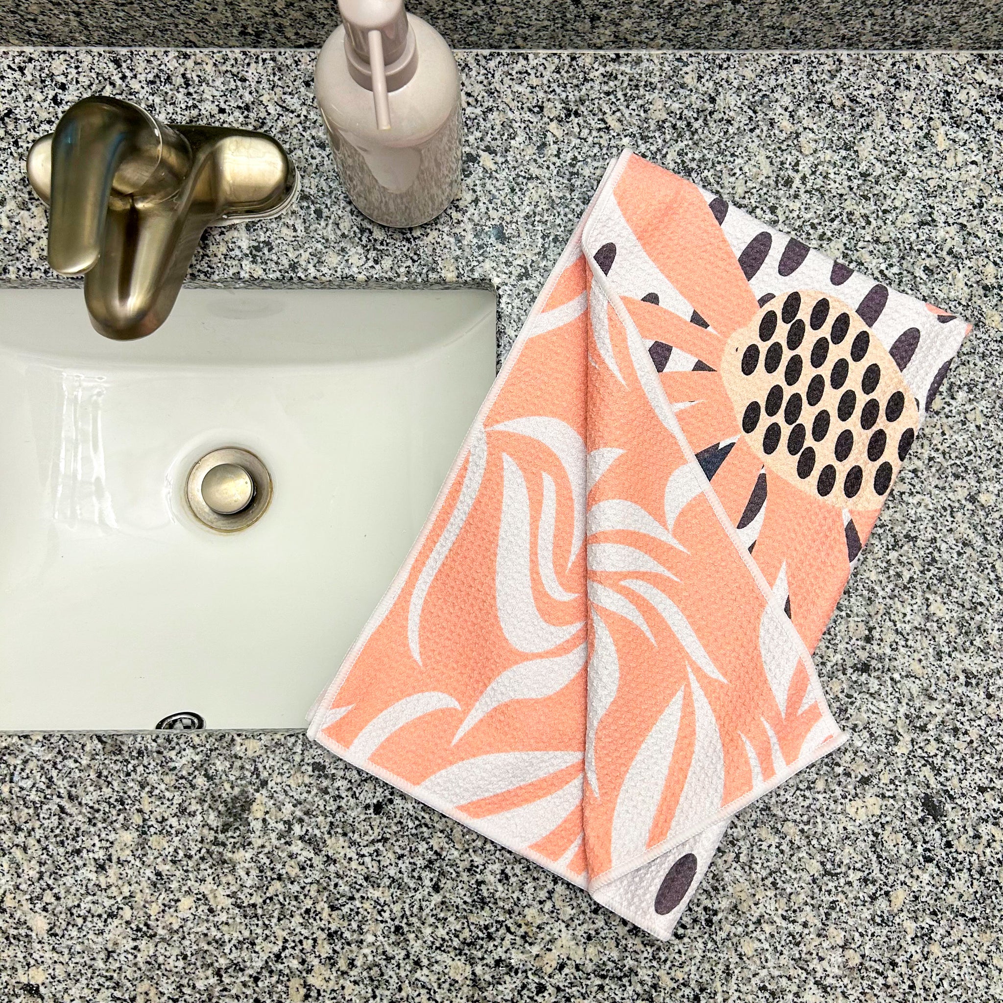 Coral Flowers - Kitchen Dish Towel & Hand towel – Buzzee