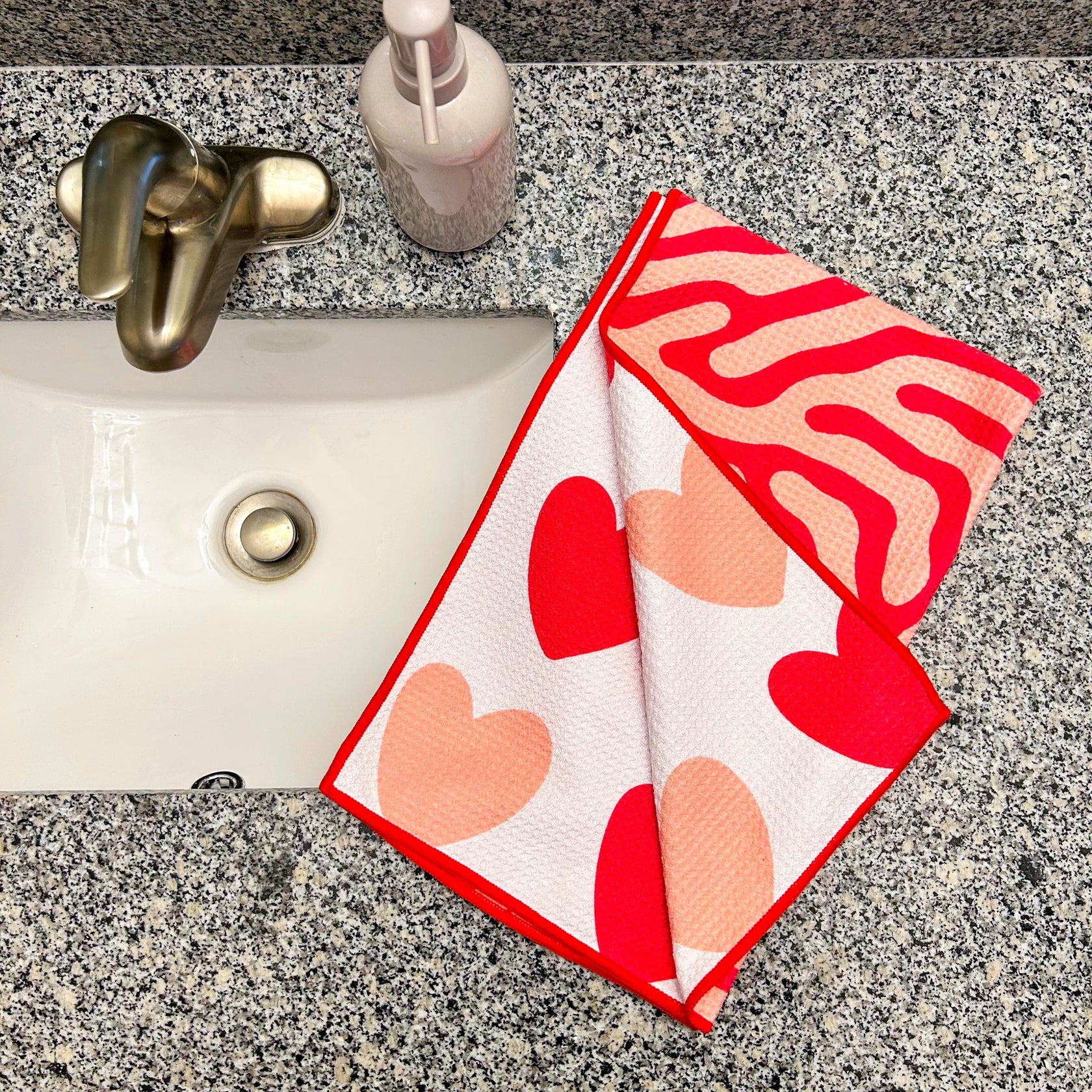Heart Imprints - Kitchen Dish Towel & Hand towel – Buzzee